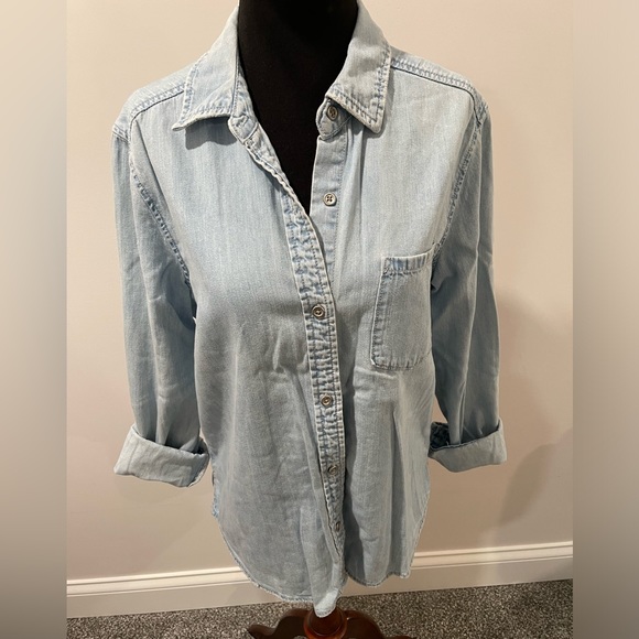 PacSun | Tops | Pacsun Soft Blue Jean Button Down | Poshmark